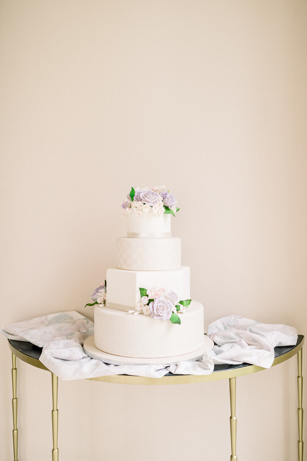 How to Create the Wedding Theme that Suits Your Chosen Month - Two ...