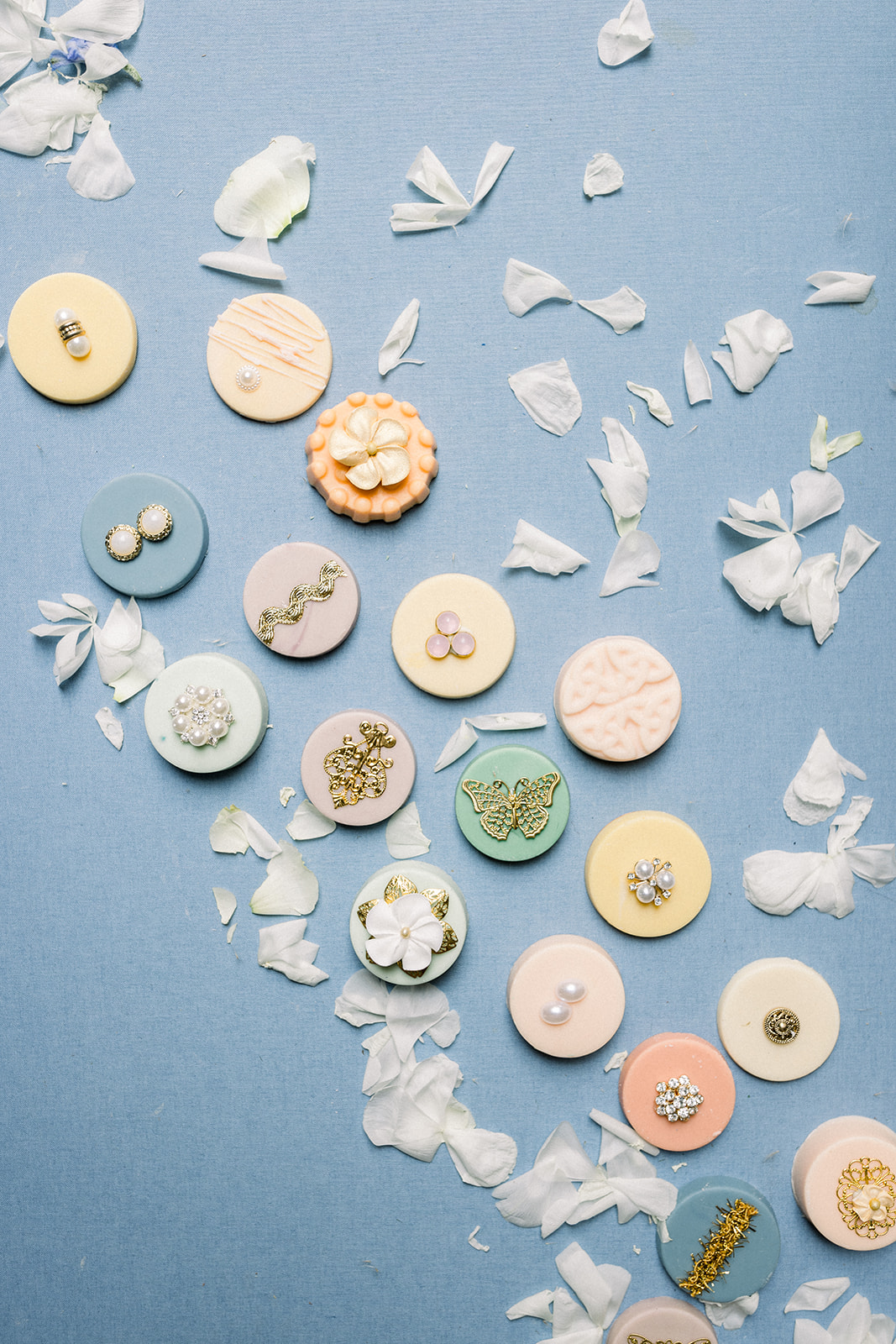 How to Create the Wedding Theme that Suits Your Chosen Month - Two ...